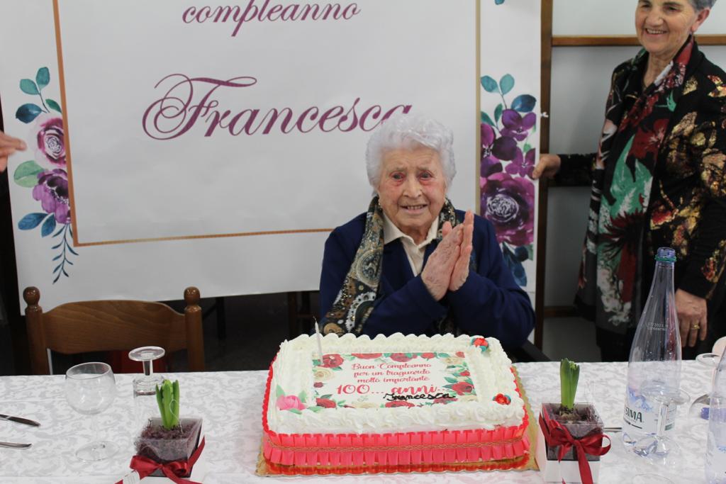 Francesca Carozza spegne 100 candeline! | Chiaro Quotidiano