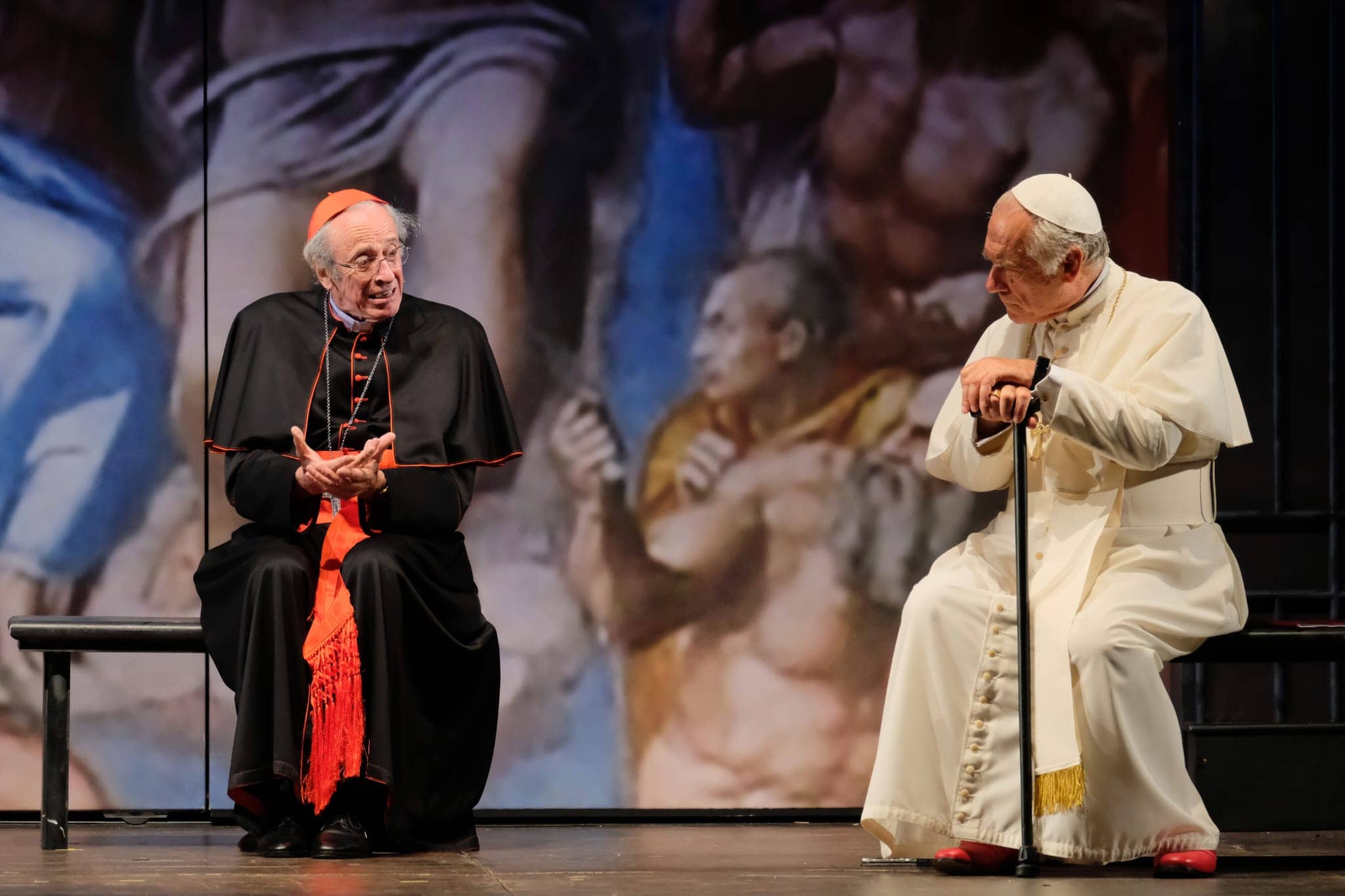 "I Due Papi" chiudono il cartellone di prosa del teatro Fenaroli ...