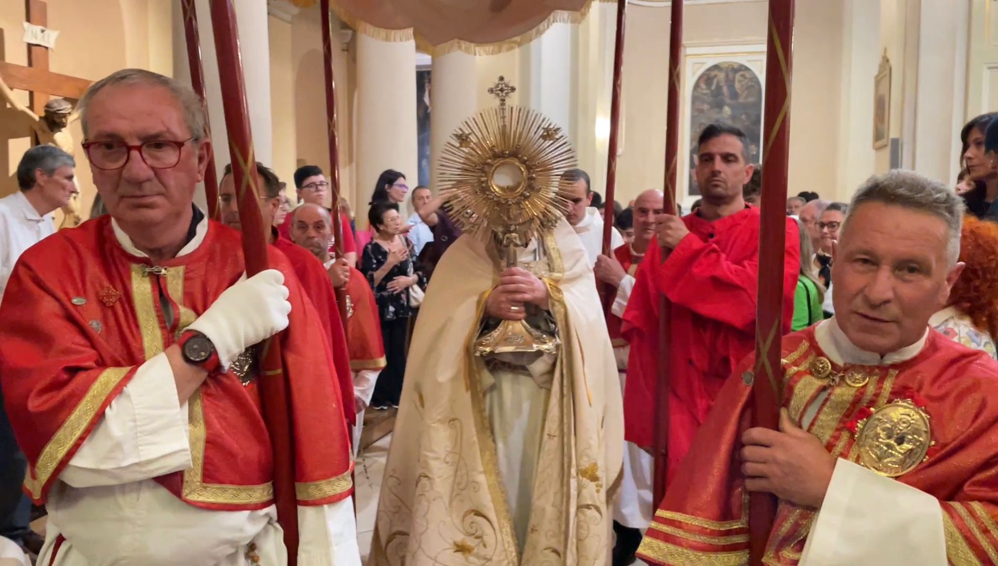 Sabato la processione del Corpus Domini presieduta da monsignor Forte ...
