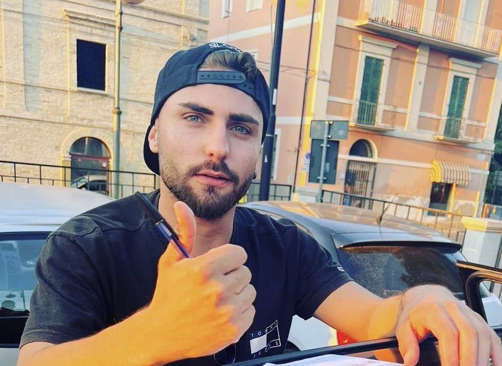 Antonio De Vivo: ufficiale l’accordo con il Vasto United | Chiaro ...