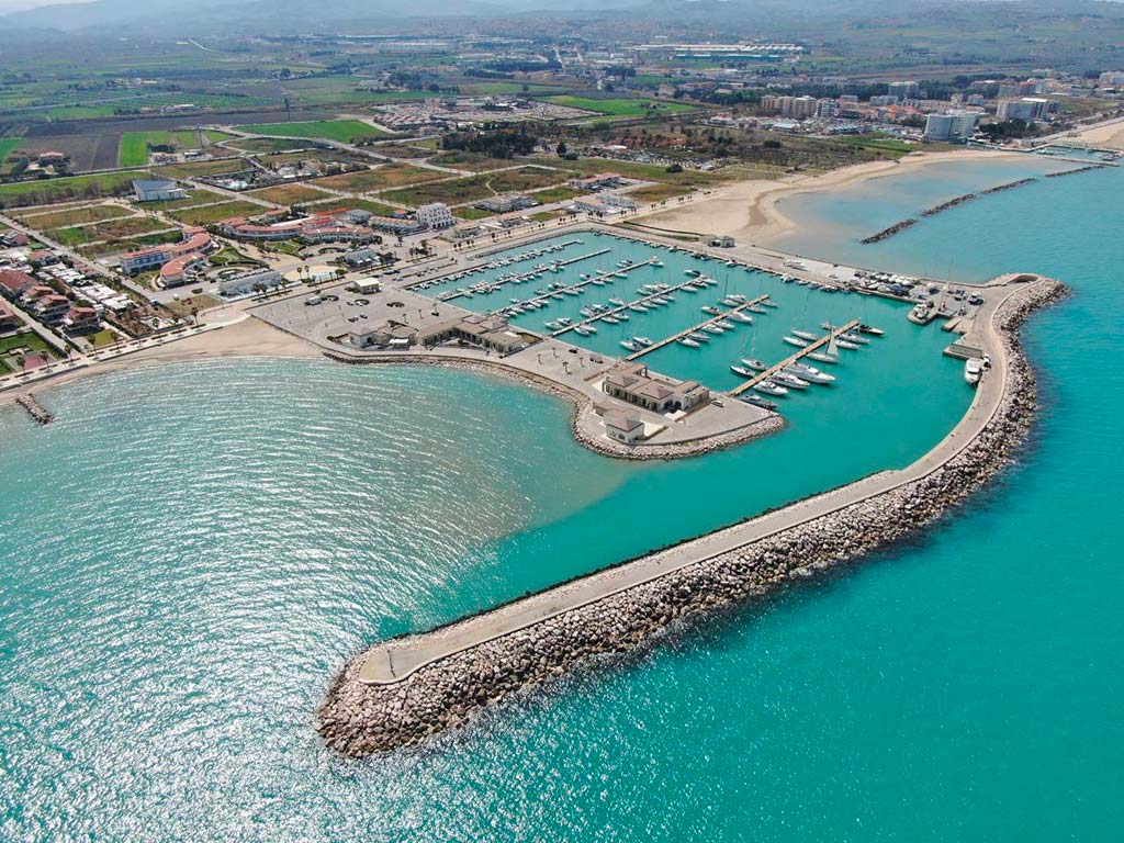 Al porto turistico di Montenero di Bisaccia “Nei 90 io c’ero” e la ...