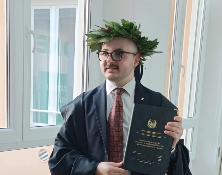 «Auguri, ingegnere! Che questo sia l'inizio di nuovi successi» | Chiaro ...